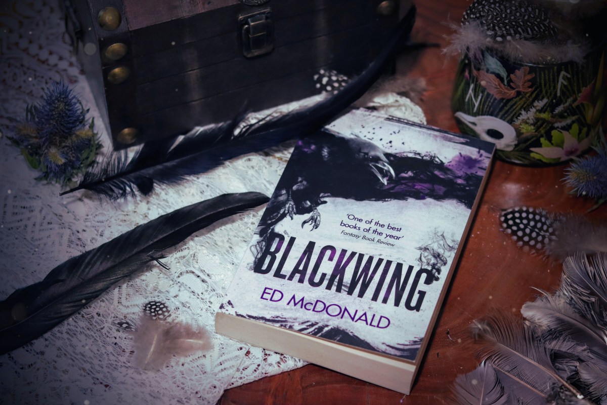 Blackwing – Ed McDonald (Raven’s Mark #1) – The Reading Stray